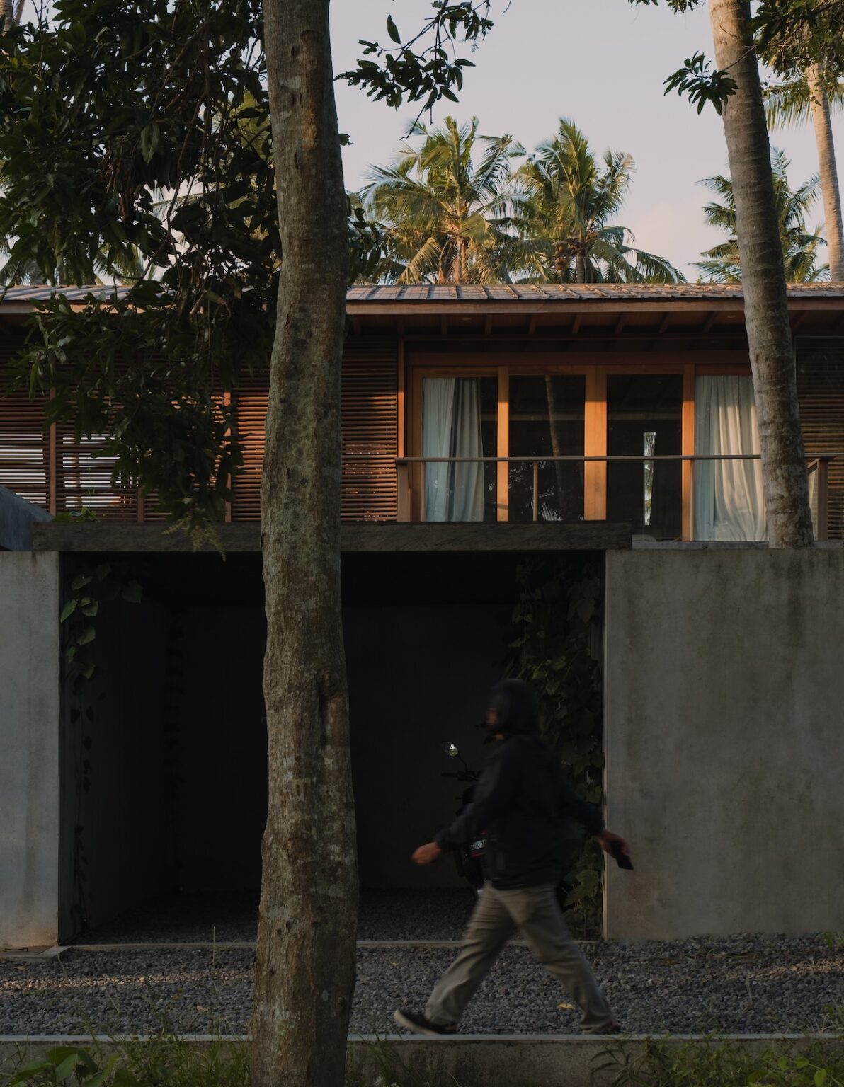 Rumah Amadangi in Kedungu - Bada Studio